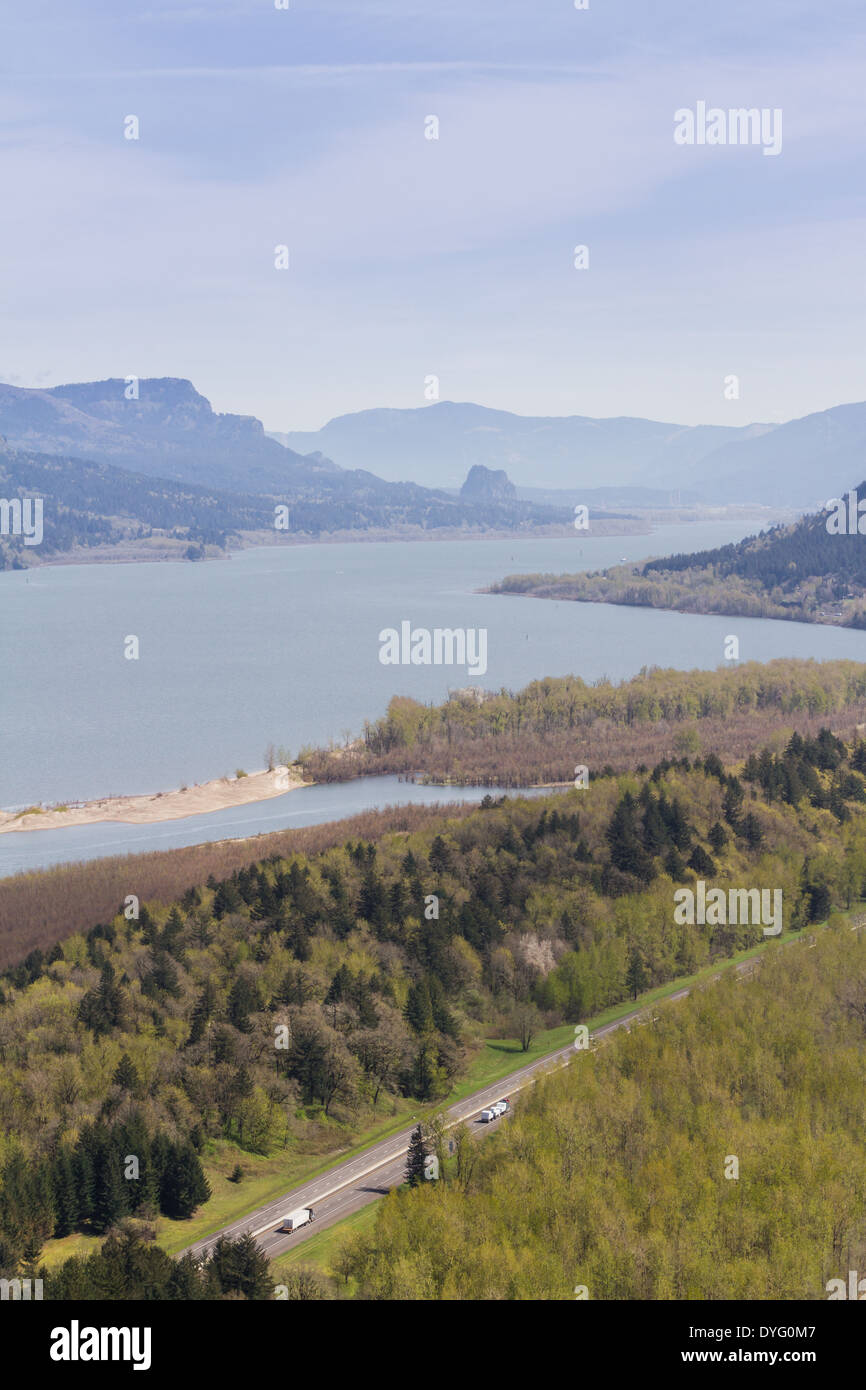 view of the columbia river gorge from the Vista House view point Stock ...