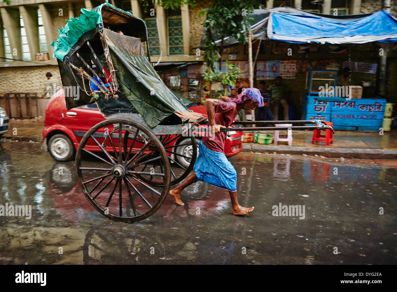 India, West Bengal, Kolkata, Calcutta, the last day of rickshaw of ...