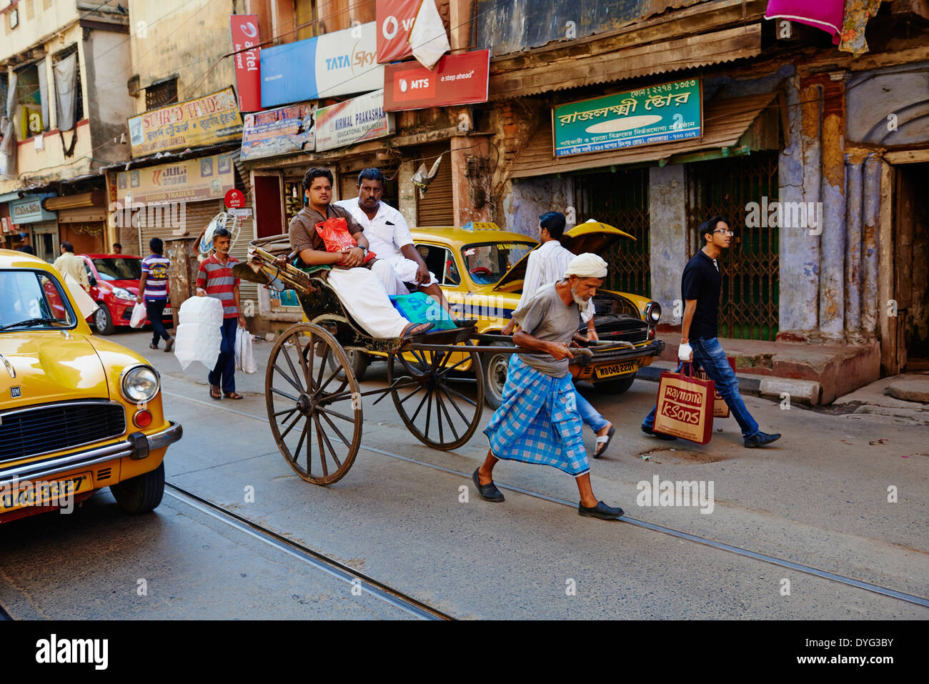 India, West Bengal, Kolkata, Calcutta, the last day of rickshaw of ...