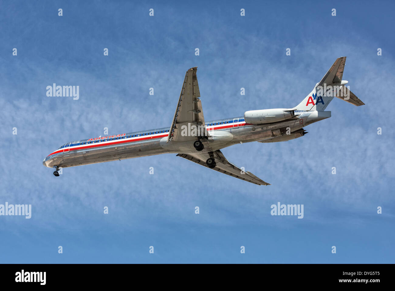 A MD80 of American airways on final approach Stock Photo - Alamy