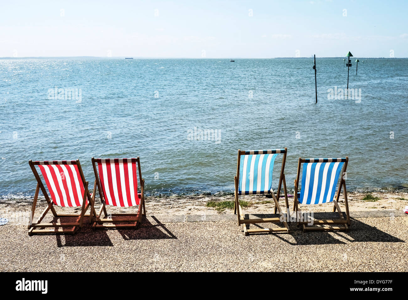 Empty deck chairs hi-res stock photography and images - Alamy