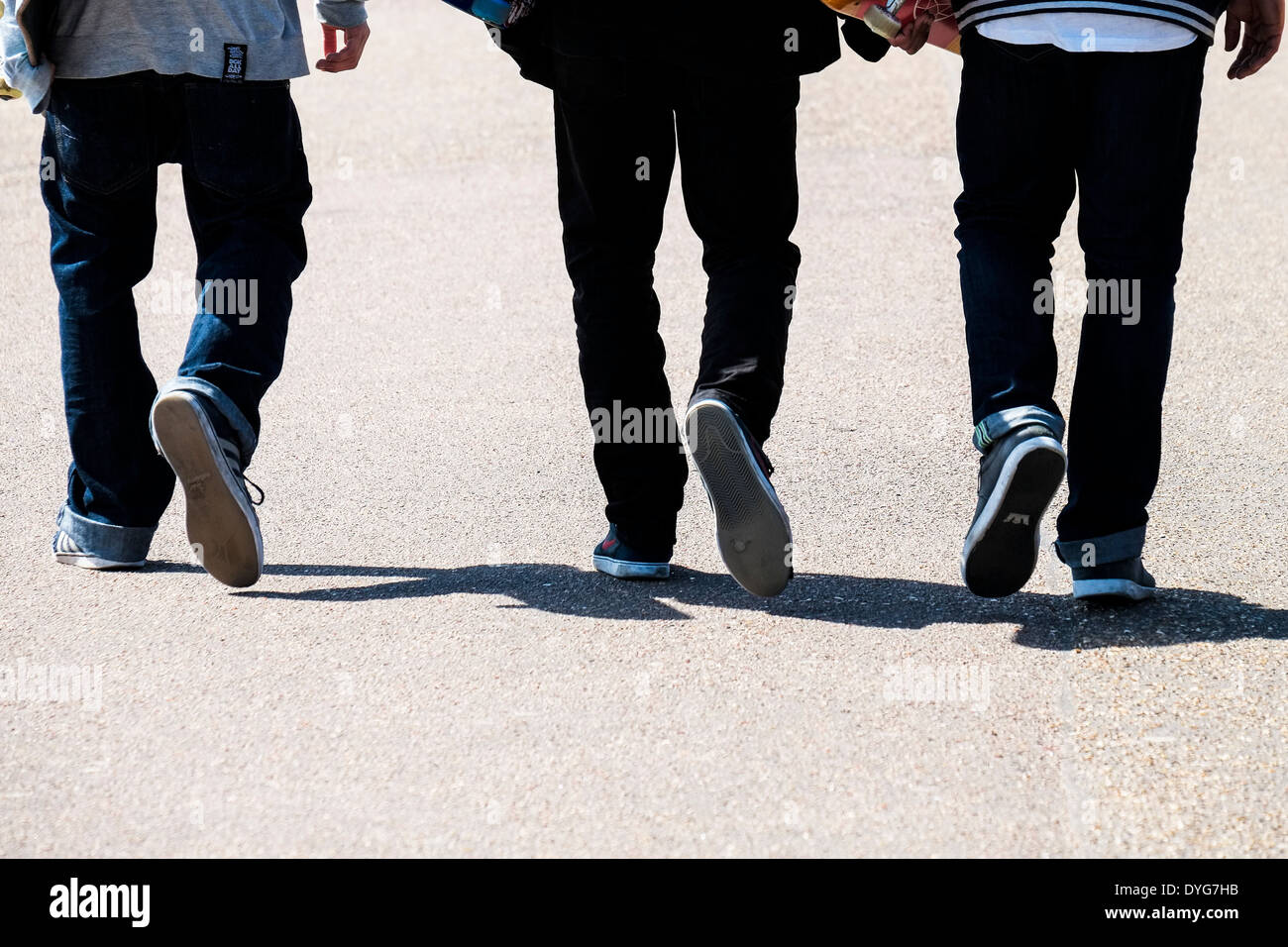 People walking together hi-res stock photography and images - Alamy