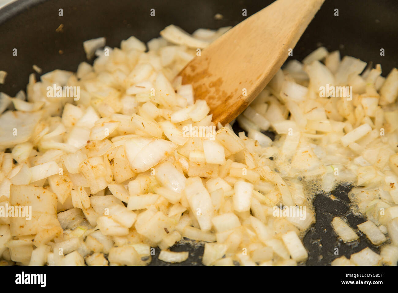 Frying chopped onion hi-res stock photography and images - Alamy