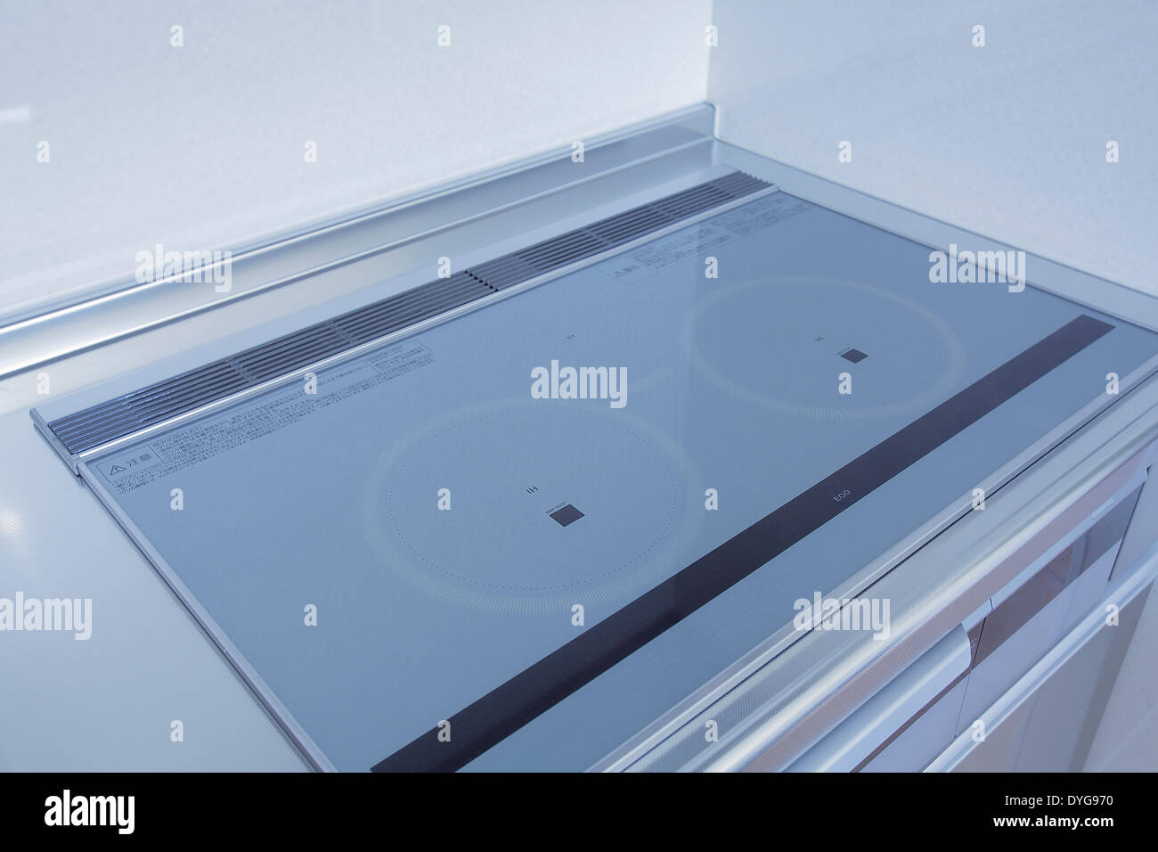 Electromagnetic system hi-res stock photography and images - Alamy