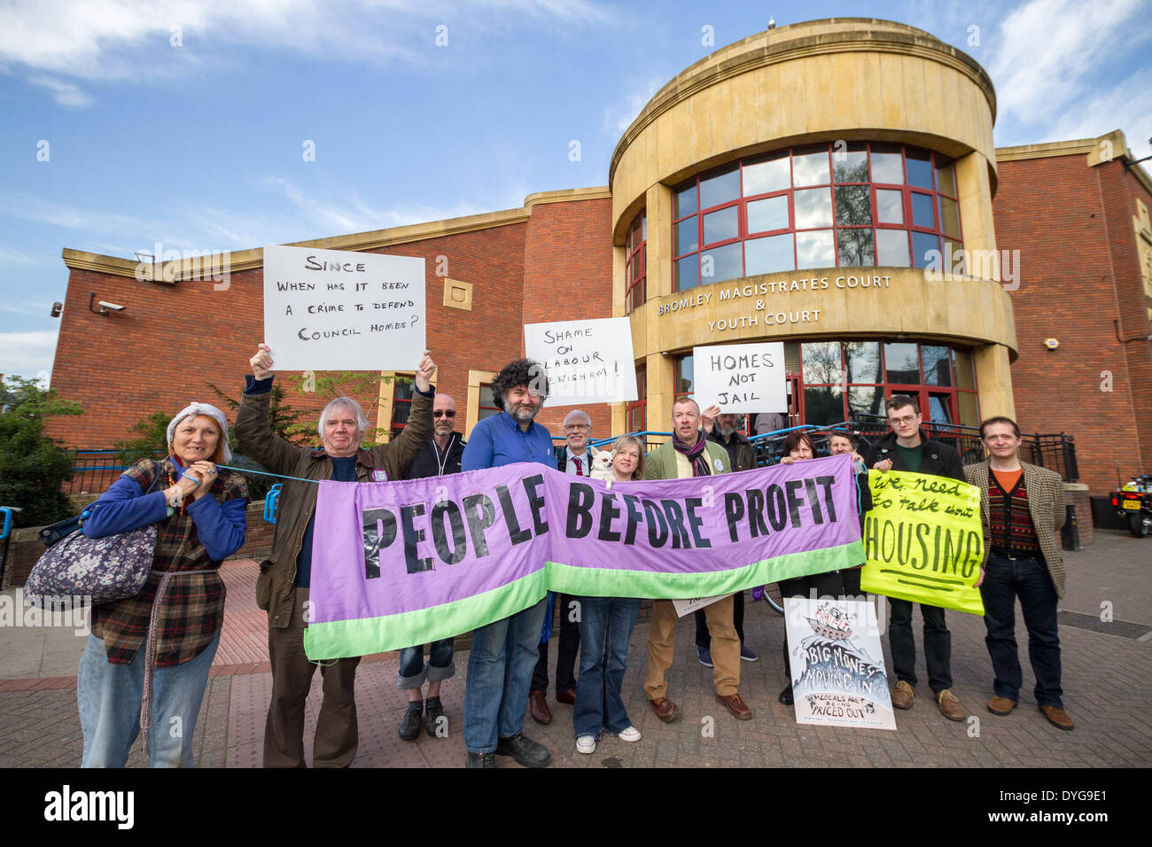 Members and supporters of Lewisham People Before Profit party (PB4P ...