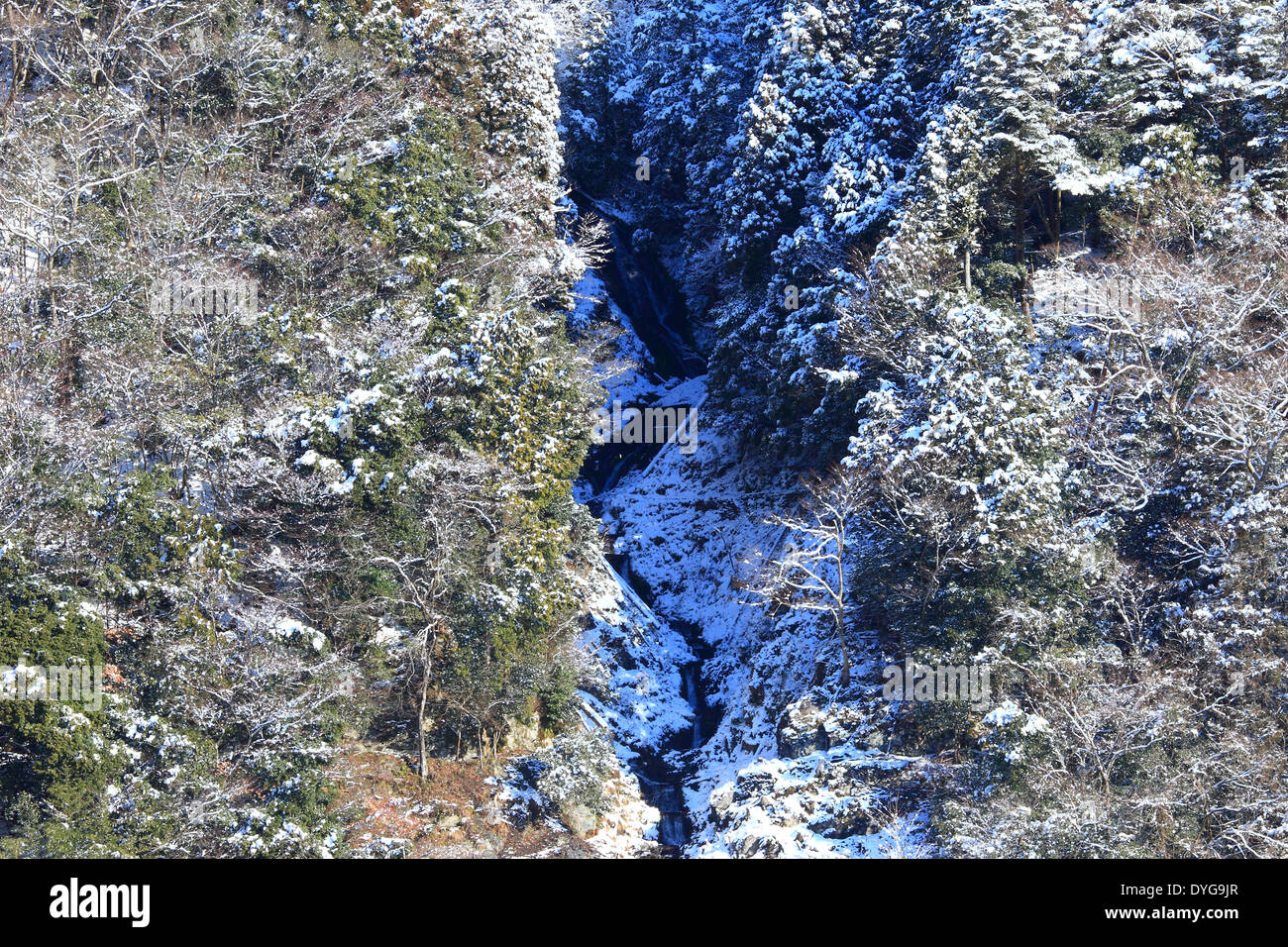 Rennyo waterfall hi-res stock photography and images - Alamy
