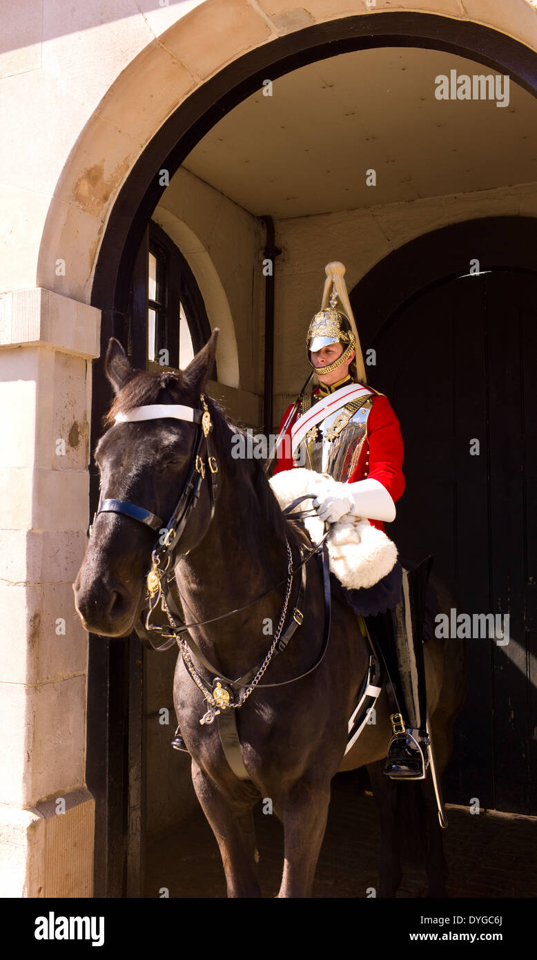 Sentry guard hi-res stock photography and images - Alamy