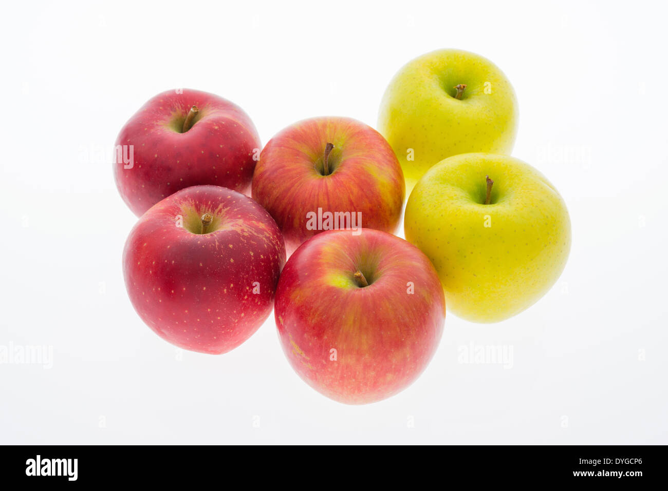 Tsugaru apple hi-res stock photography and images - Alamy