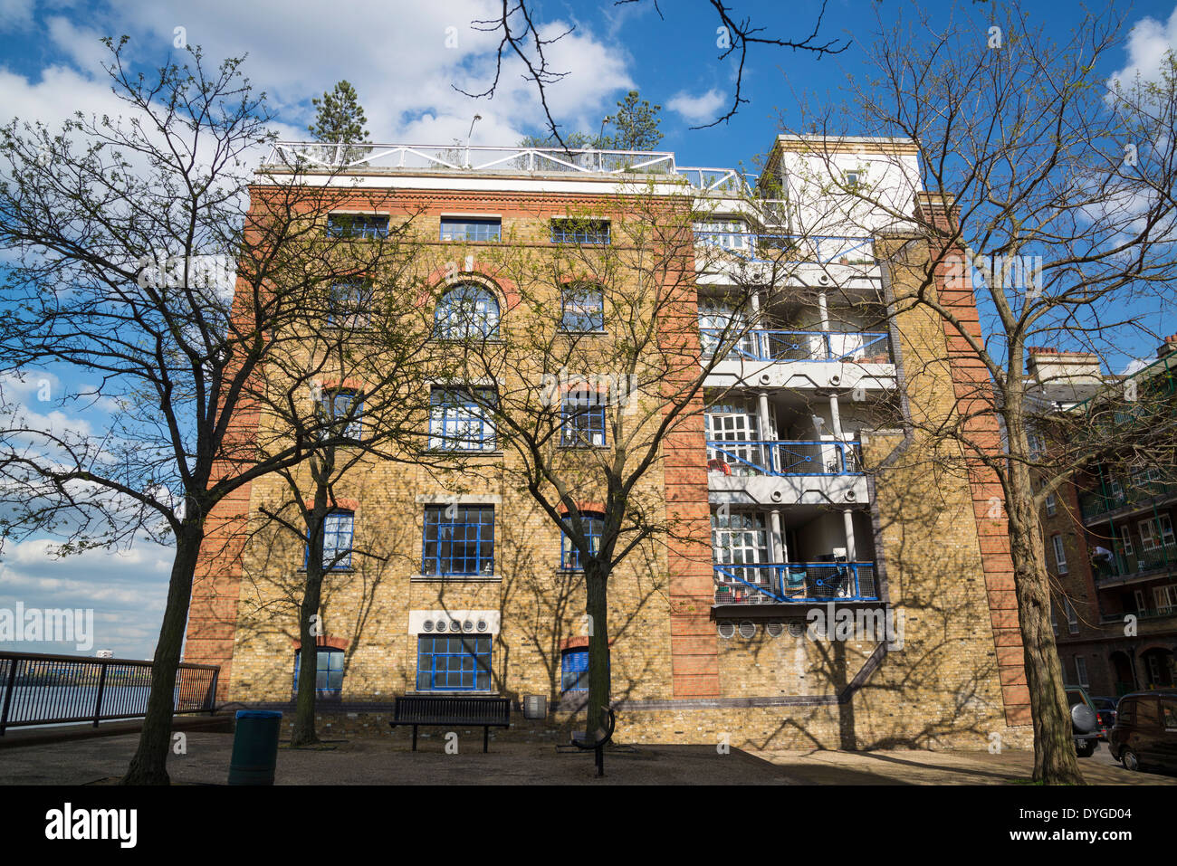 Block of flats residential hi-res stock photography and images - Alamy