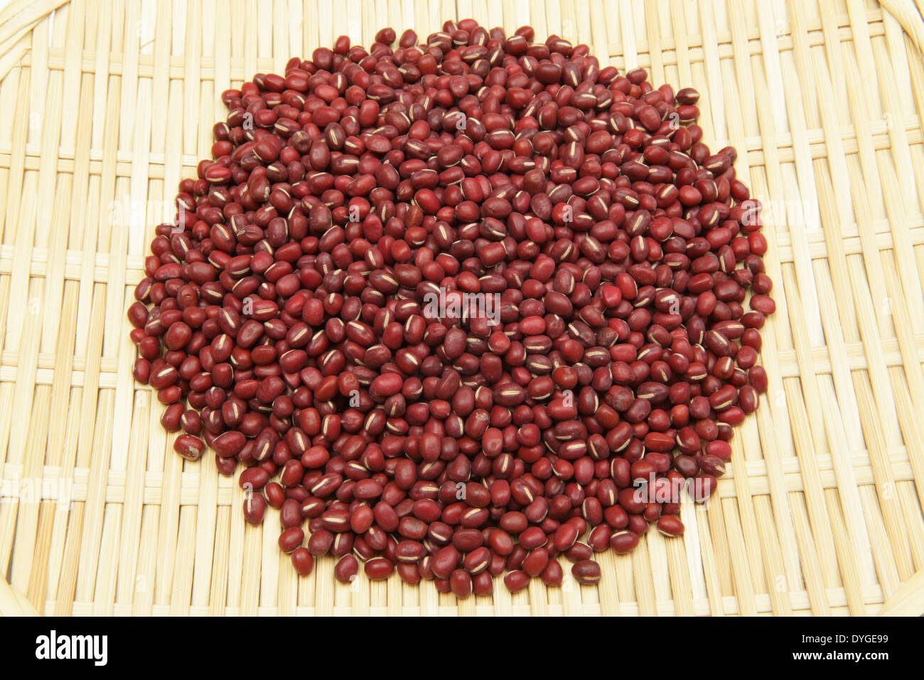 Reddish beans hi-res stock photography and images - Alamy