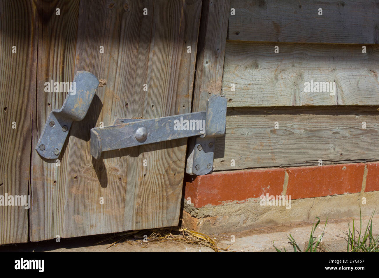 Steel door latch hi-res stock photography and images - Alamy