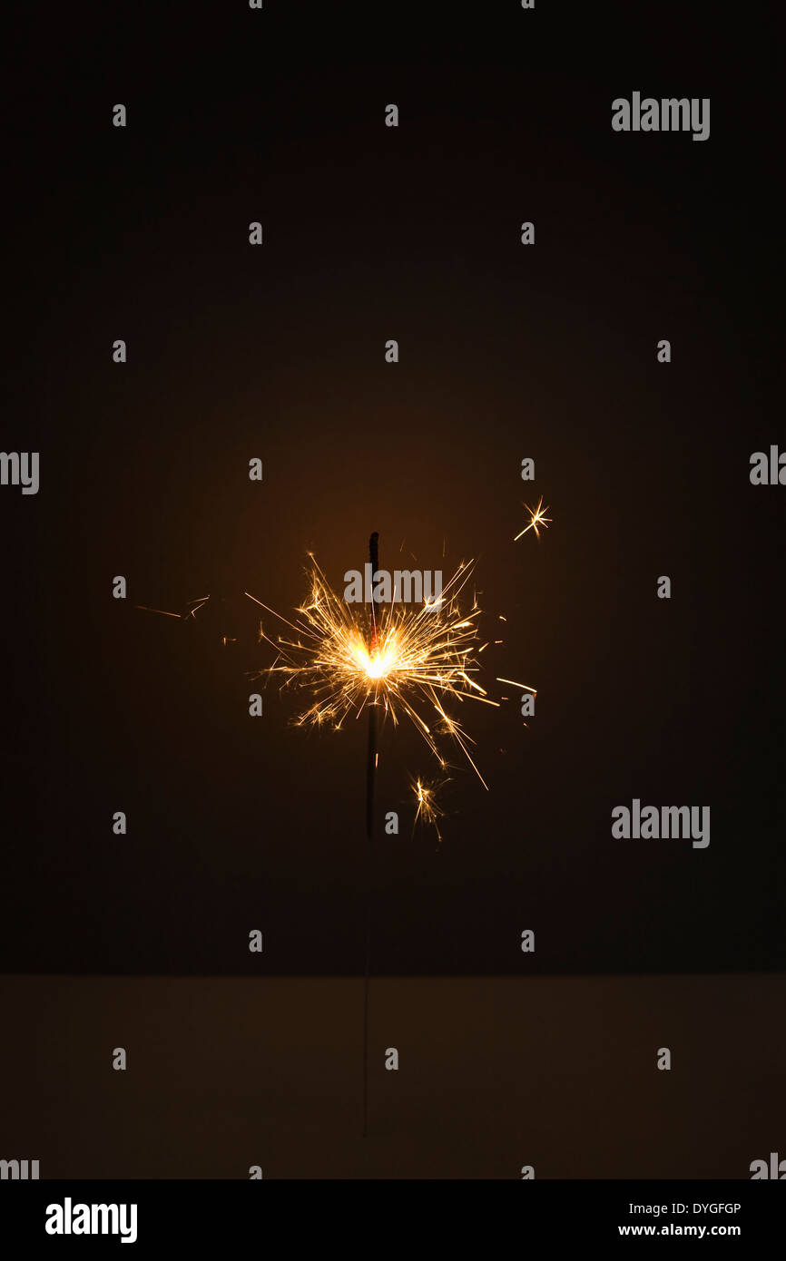 Sparkler effect hi-res stock photography and images - Alamy
