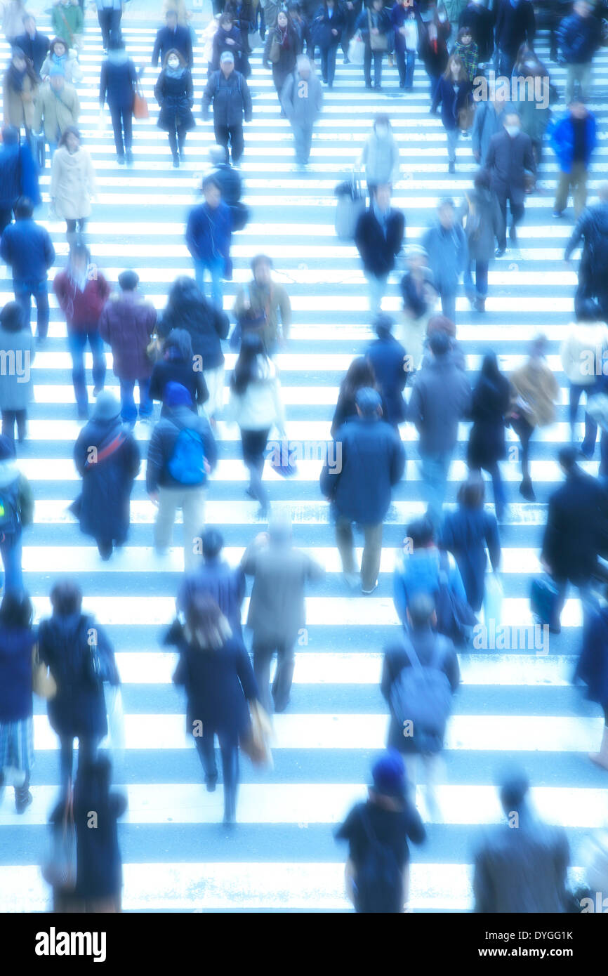 Crowd of pedestrians walking Stock Photo - Alamy