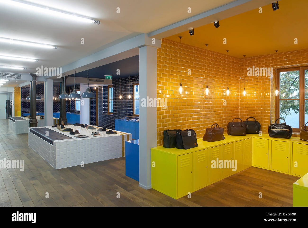 Fred Perry, München, Munich, Germany. Architect: BuckleyGrayYeoman ...