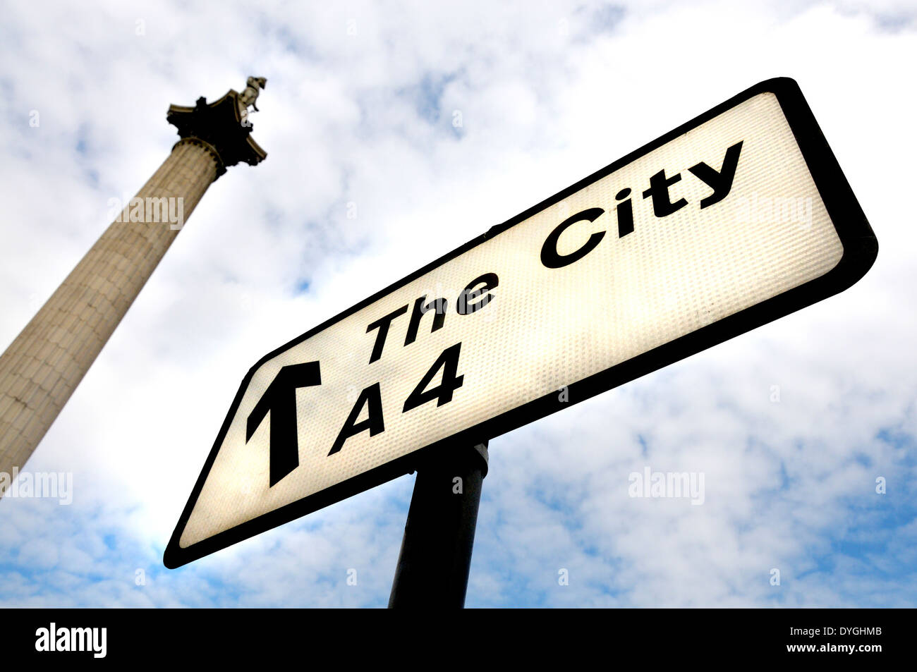 London, England, UK. Traffic sign to The City in Trafalgar Square Stock ...