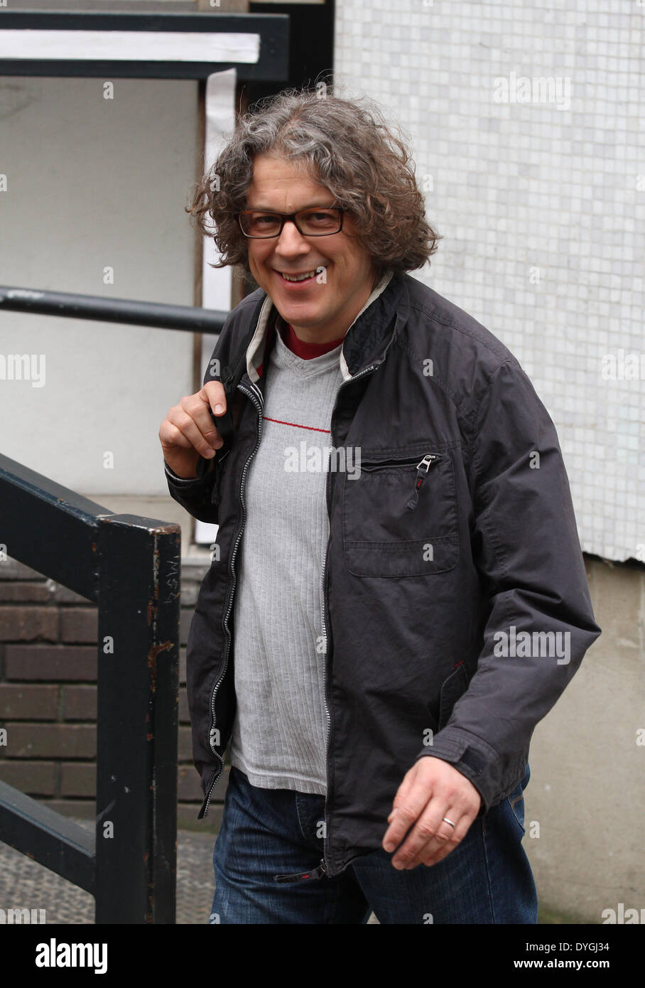 Alan davies hi-res stock photography and images - Alamy