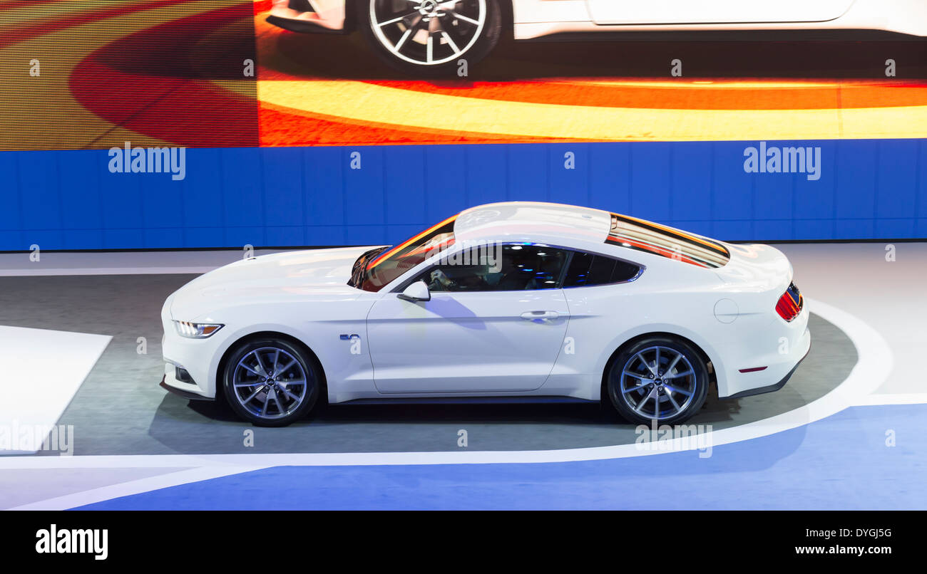 Ford mustang auto show hi-res stock photography and images - Alamy