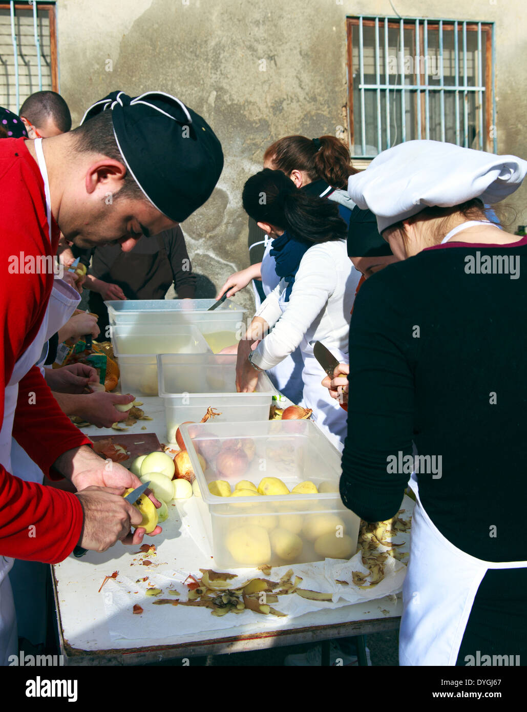 Preparing the food at Fiesta San Blas, Burriana, Spain Stock Photo - Alamy