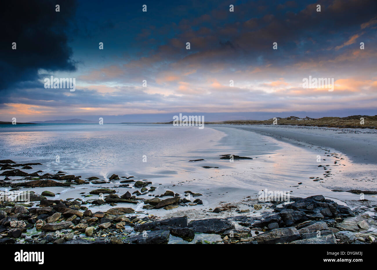 North uist sunset hi-res stock photography and images - Alamy