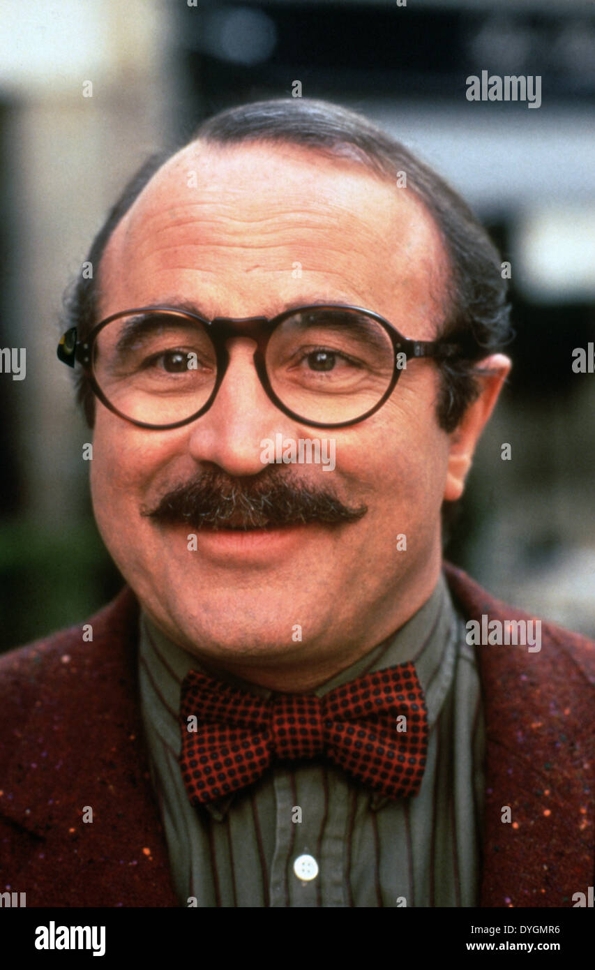 THE FAVOUR THE WATCH AND THE VERY BIG FISH (1991) BOB HOSKINS, BEN ...