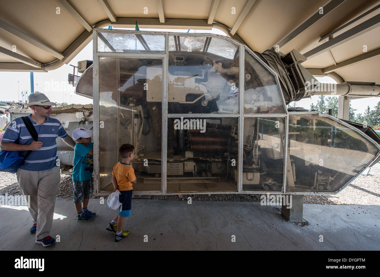 Tank at yad lashiryon museum hi-res stock photography and images - Alamy