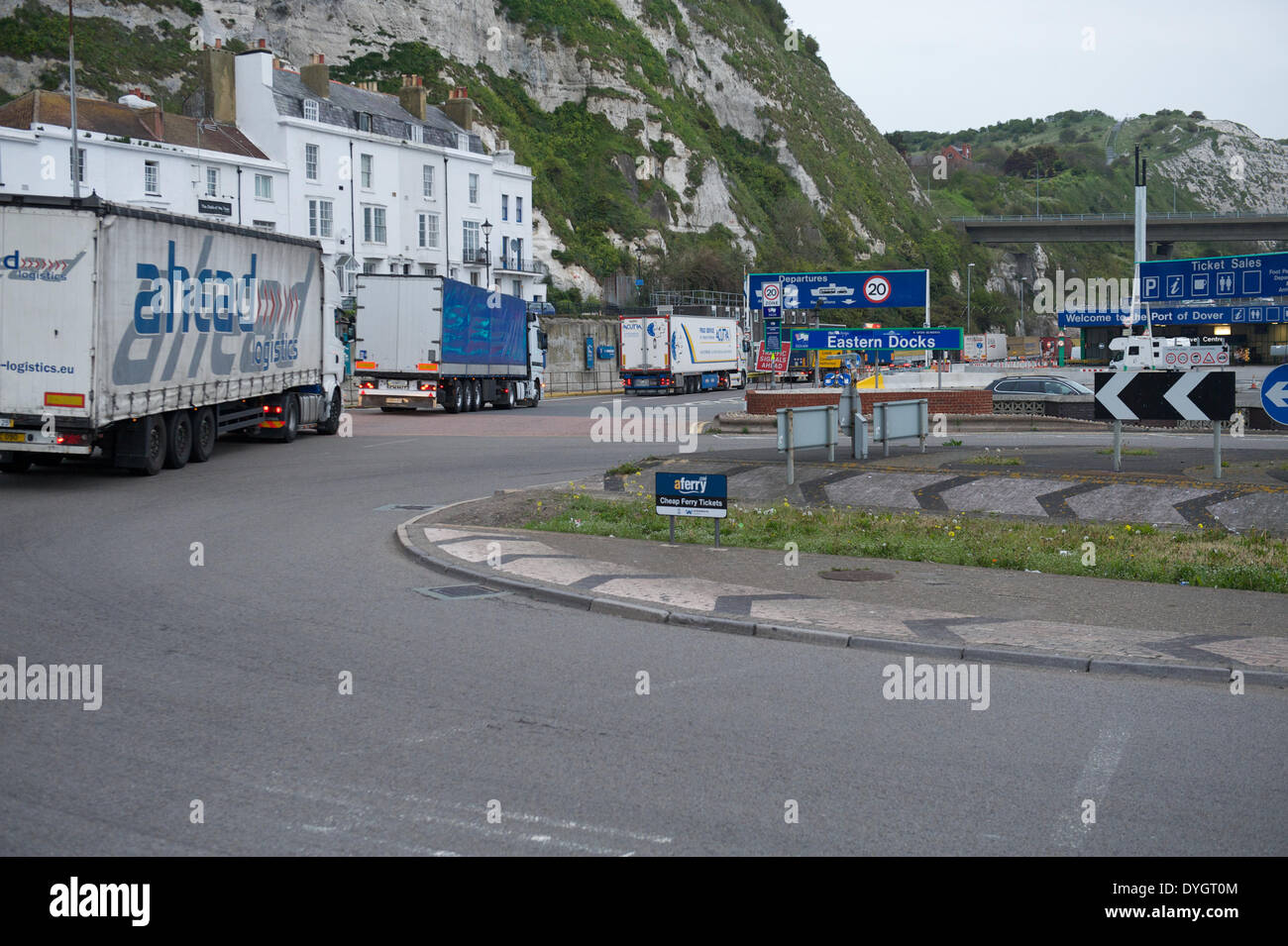Traffic on the m20 at dover hi-res stock photography and images - Alamy