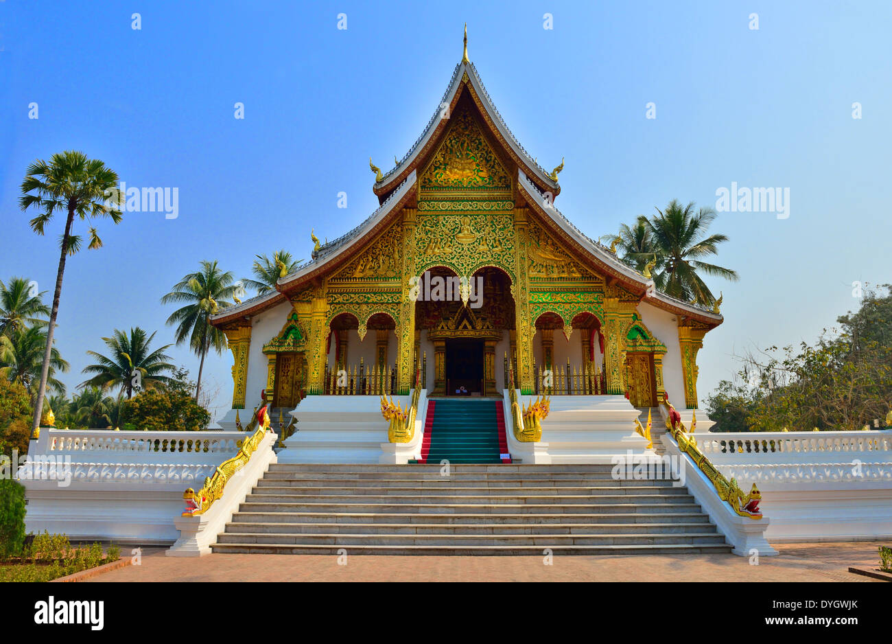 Haw Pha Bang Pavillion in the grounds of the Royal Palace, Luang ...