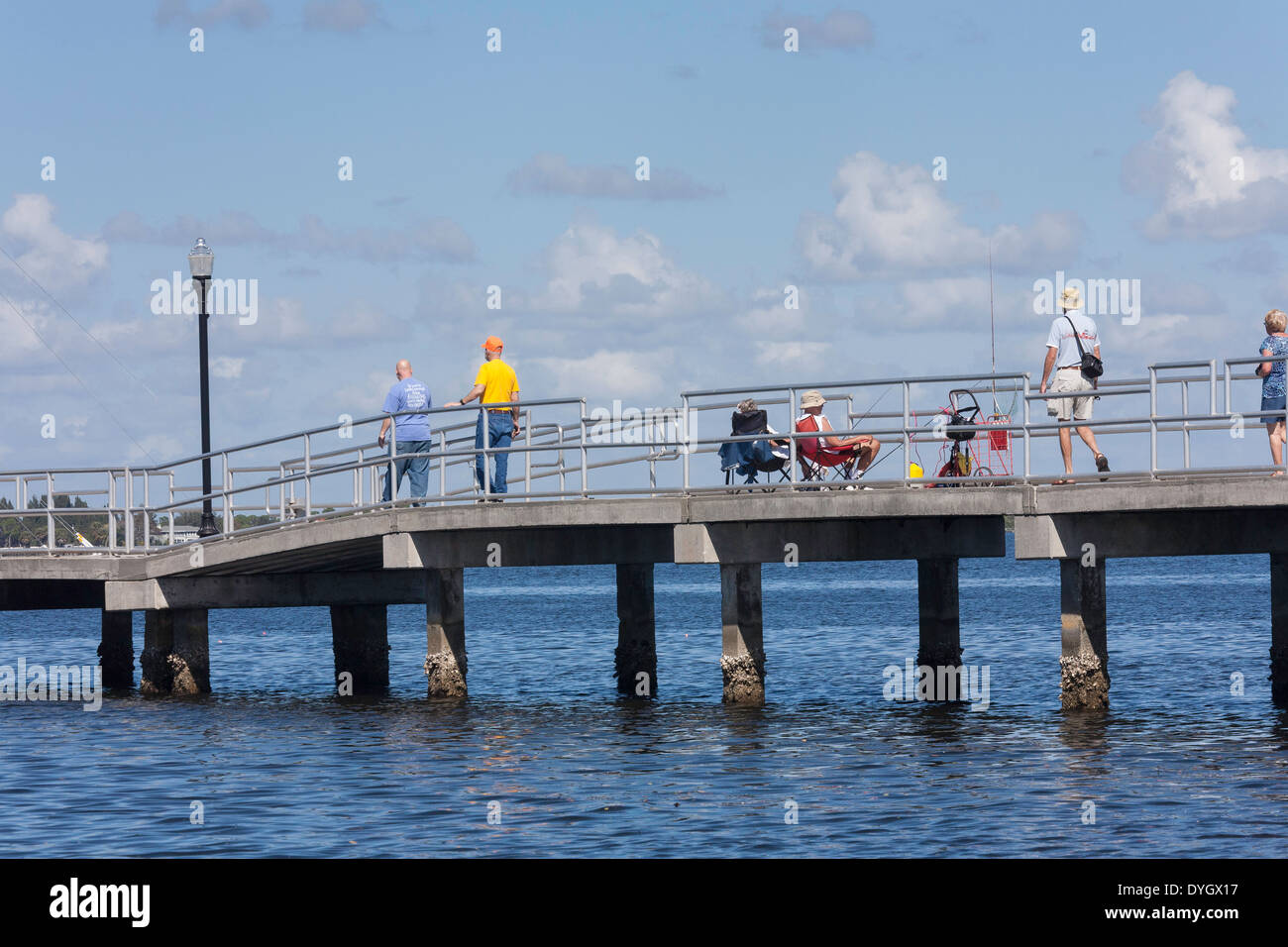 Public pier waterfront hi-res stock photography and images - Alamy