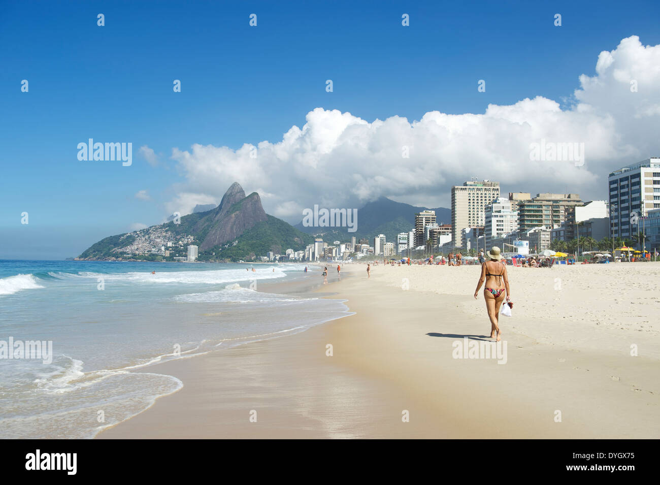 Rio de janeiro beach bikini hi-res stock photography and images - Alamy