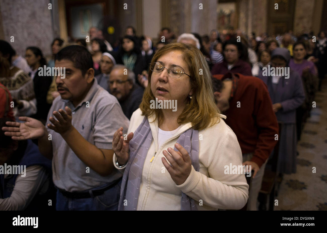 Buenos Aires, Argentina. 17th Apr, 2014. People take part in the Chrism ...