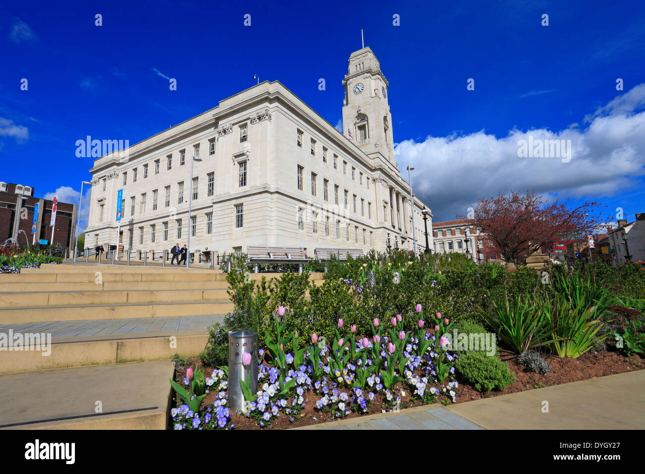 Barnsley town hall hi-res stock photography and images - Alamy