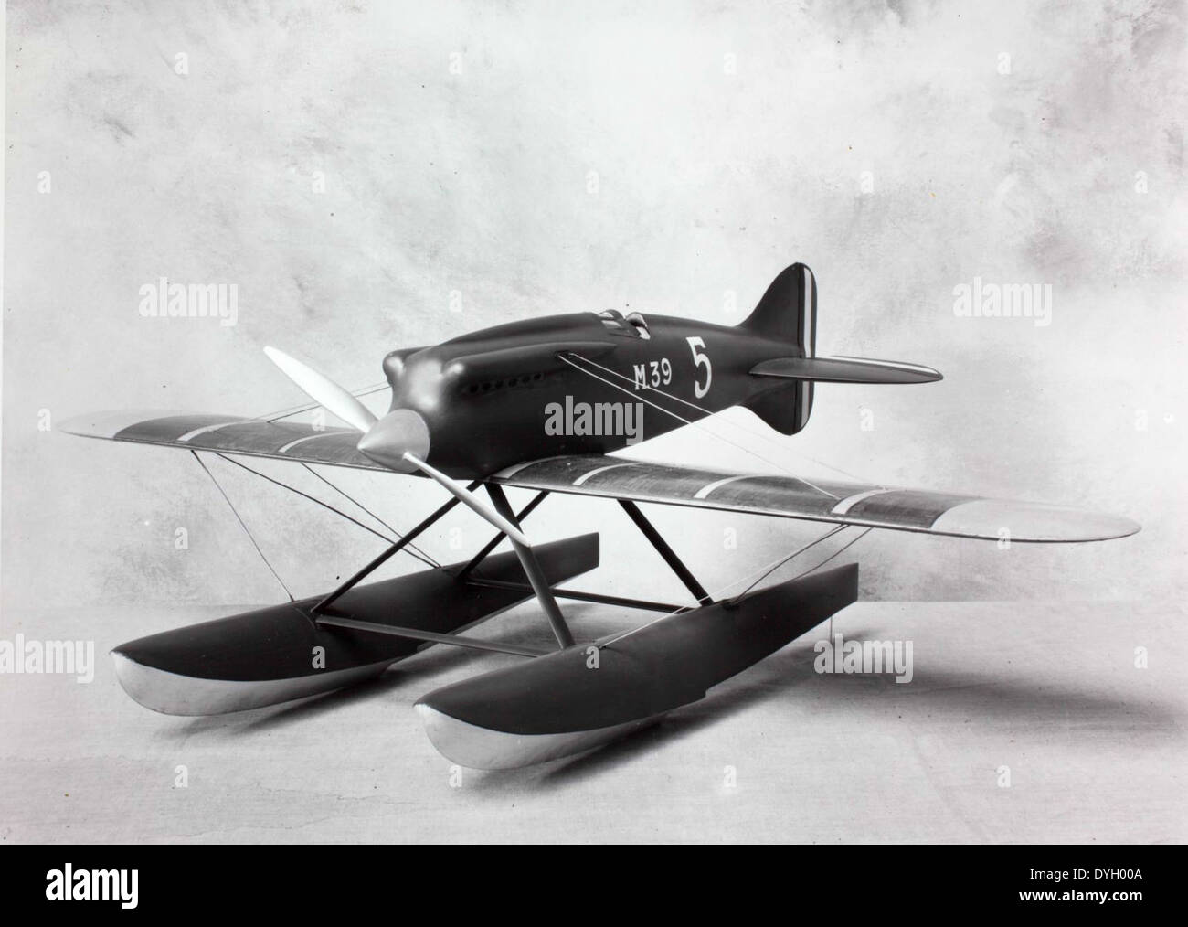 M 39 macchi m39 hi-res stock photography and images - Alamy