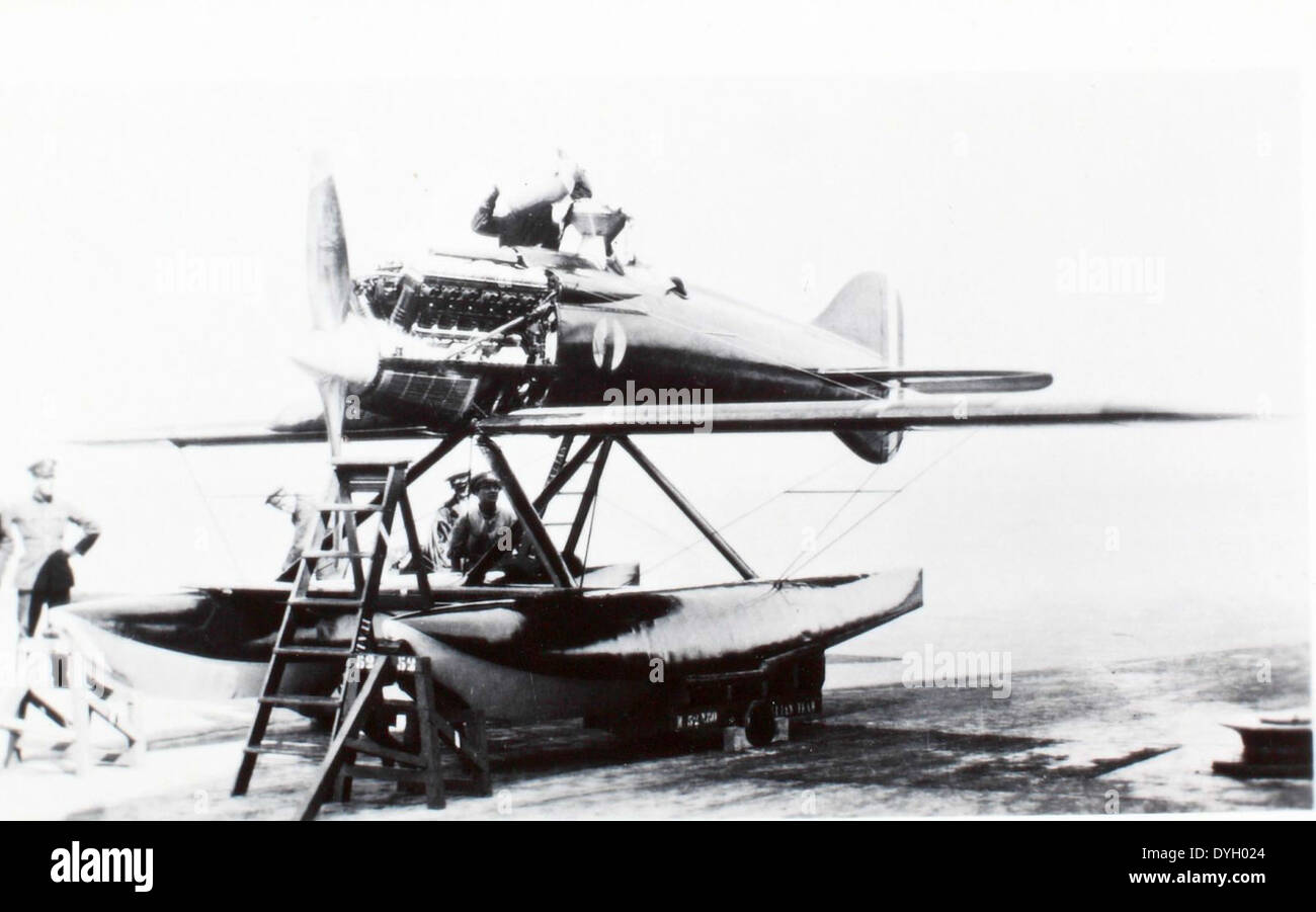 Macchi m52 hi-res stock photography and images - Alamy