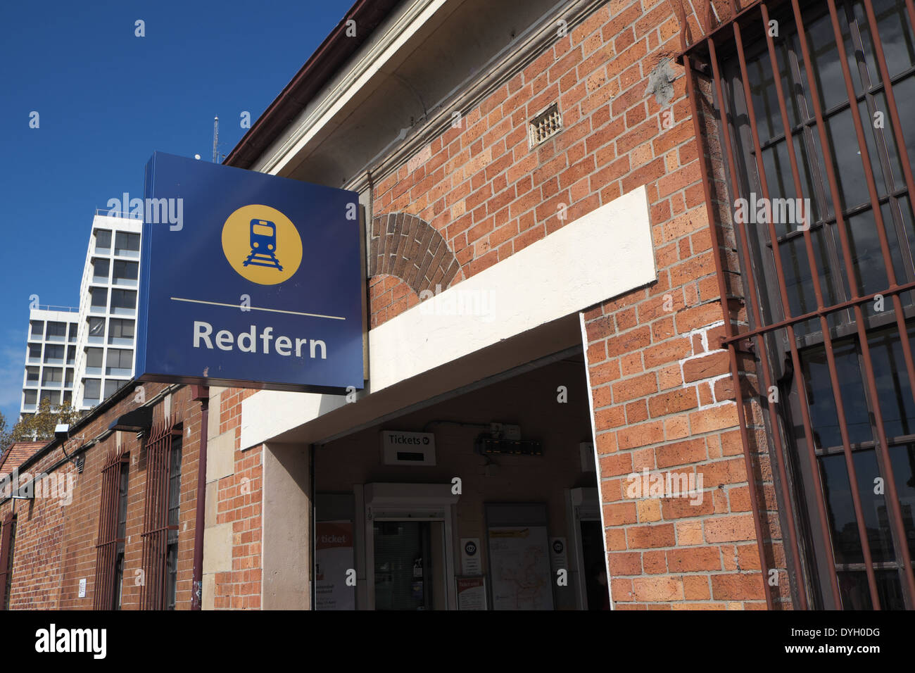 Sydney trains sign hi-res stock photography and images - Alamy