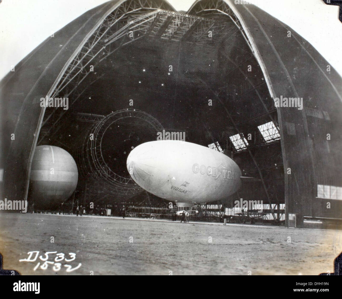 The Glen Bates album features photos of early airships, including the ...
