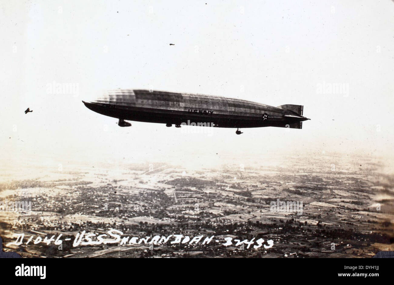 The AL 10 Glen Bates album photo showcases airships, including the ...