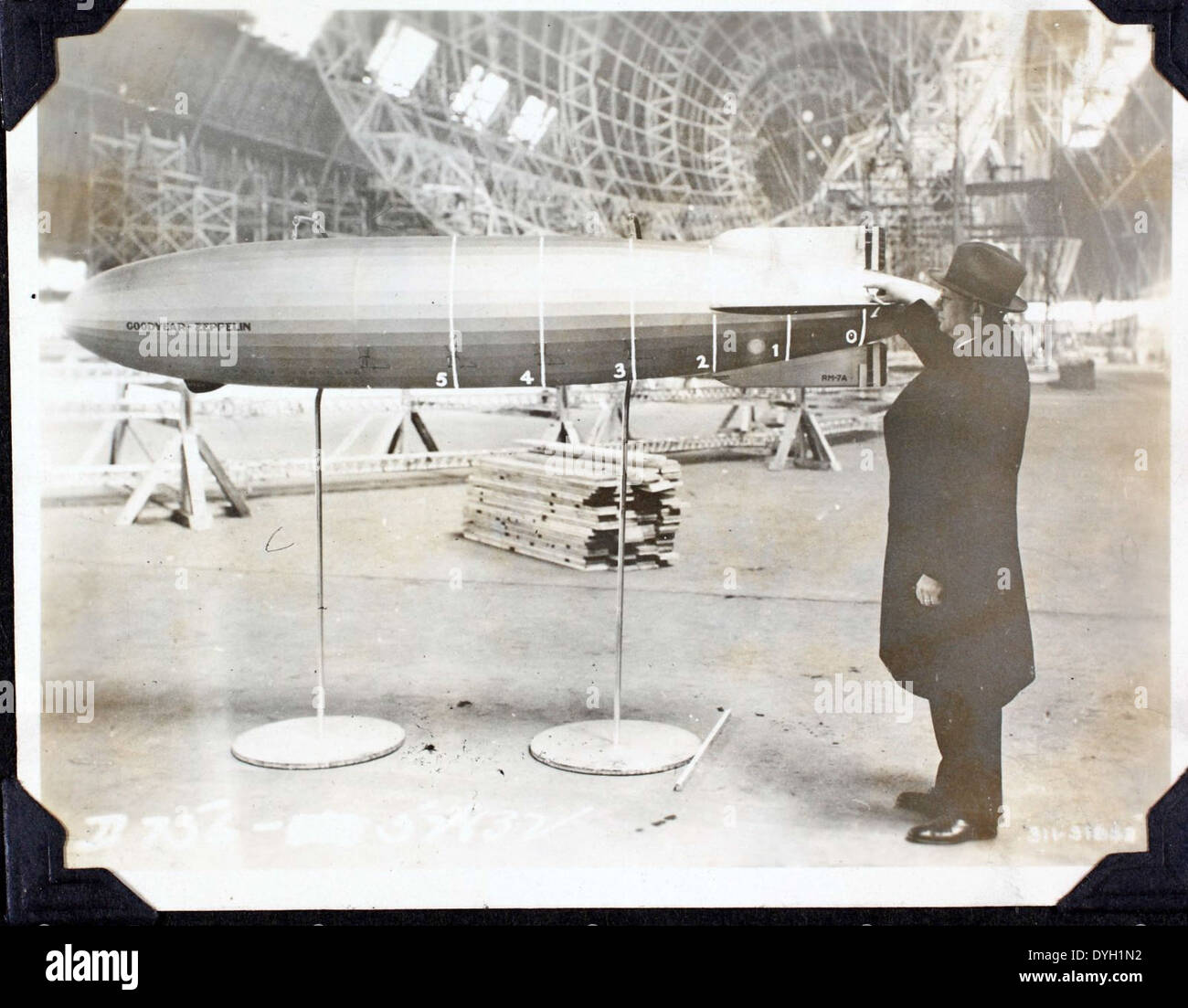 This image from the Glen Bates album shows airships, specifically the ...