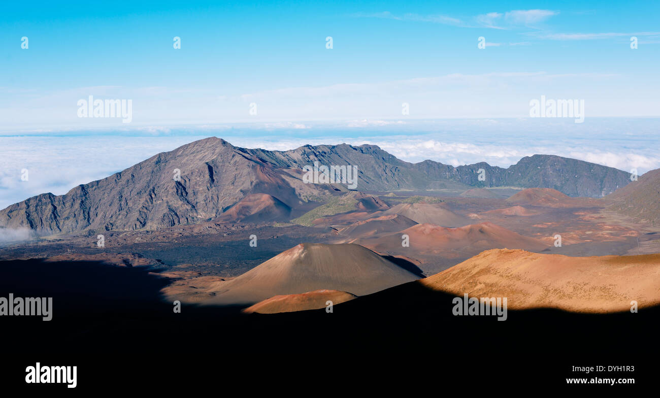 Haleakala volcano background hi-res stock photography and images - Alamy