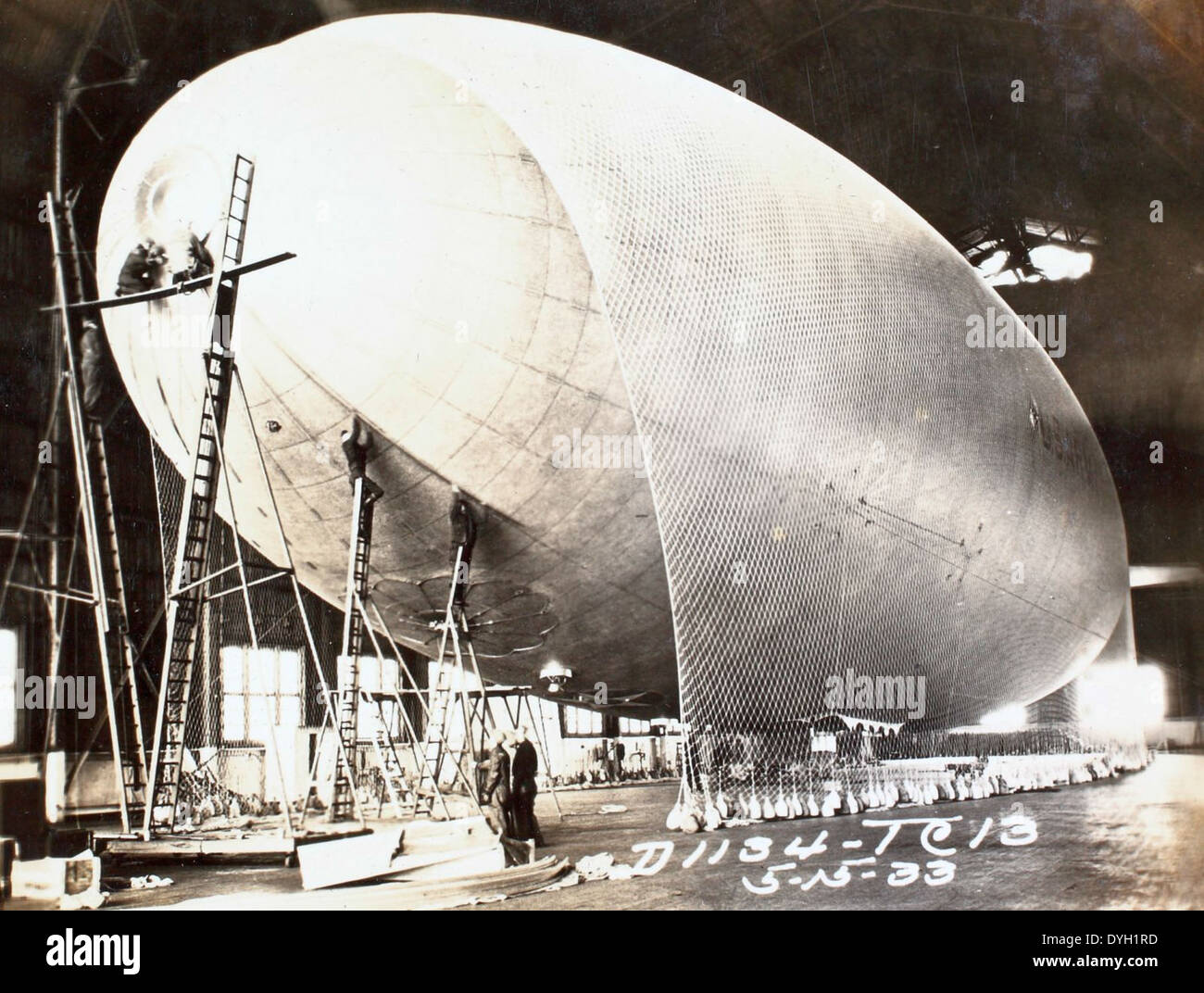 This image from the Glen Bates album depicts airships and blimps ...
