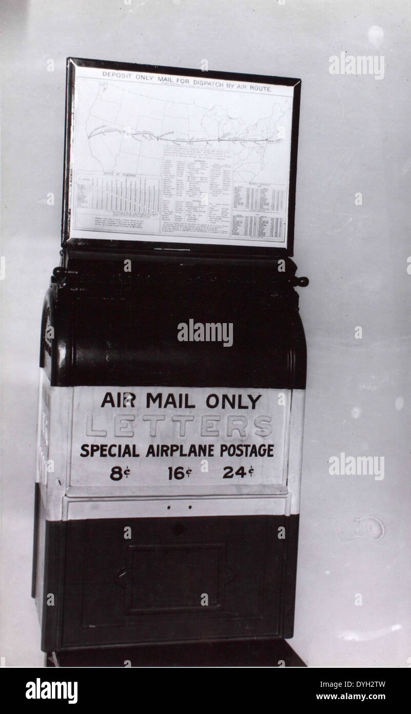 This photo from the Air Mail Pioneers collection depicts early airmail ...