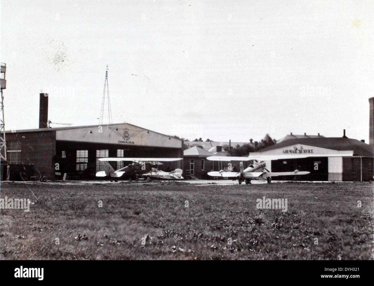 Photograph of early air mail pioneers with DH-4 aircraft, highlighting ...