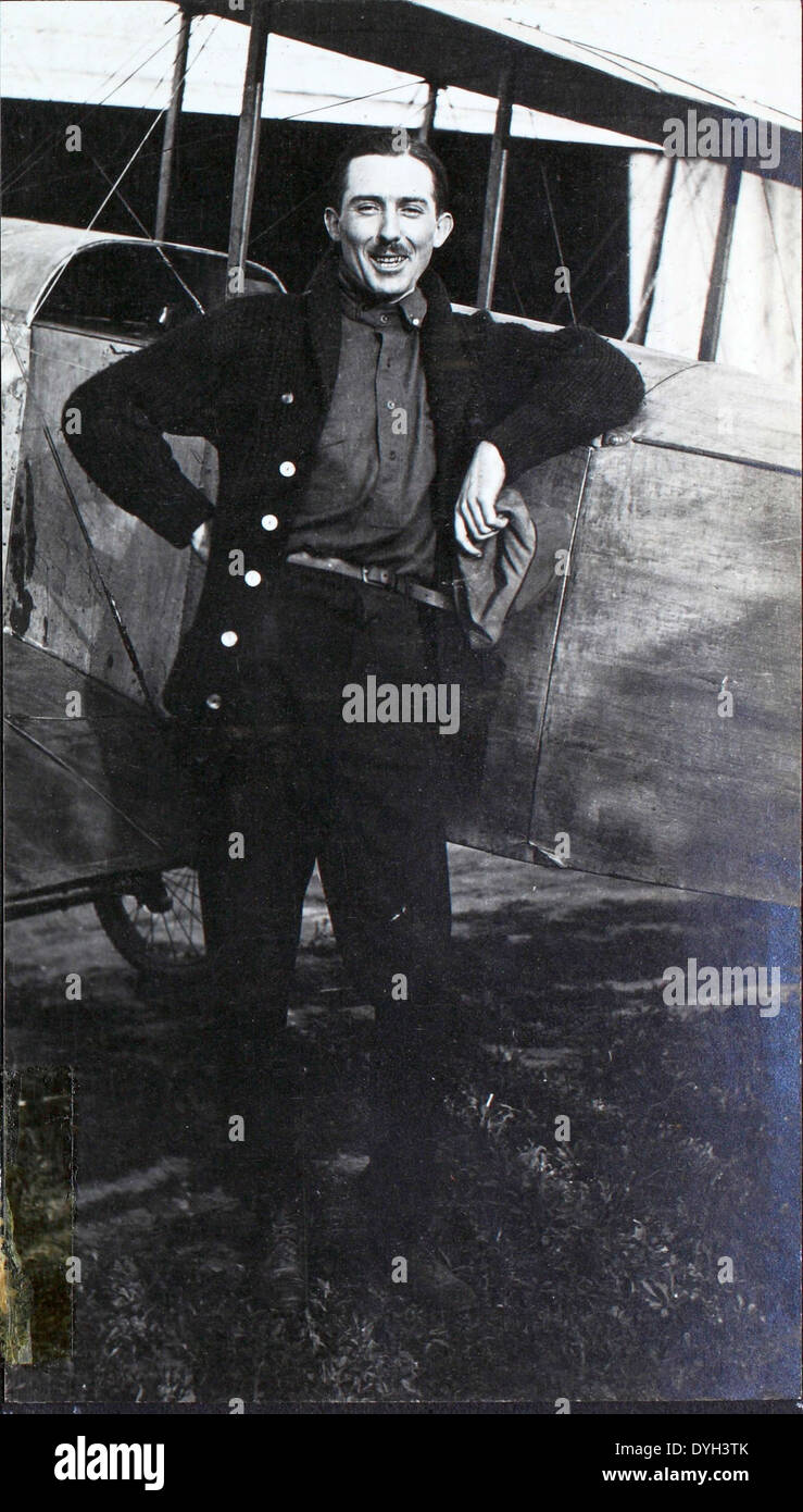 This photo shows the AL17, a Curtiss Barnstormer, flown by Samuel Eaton ...