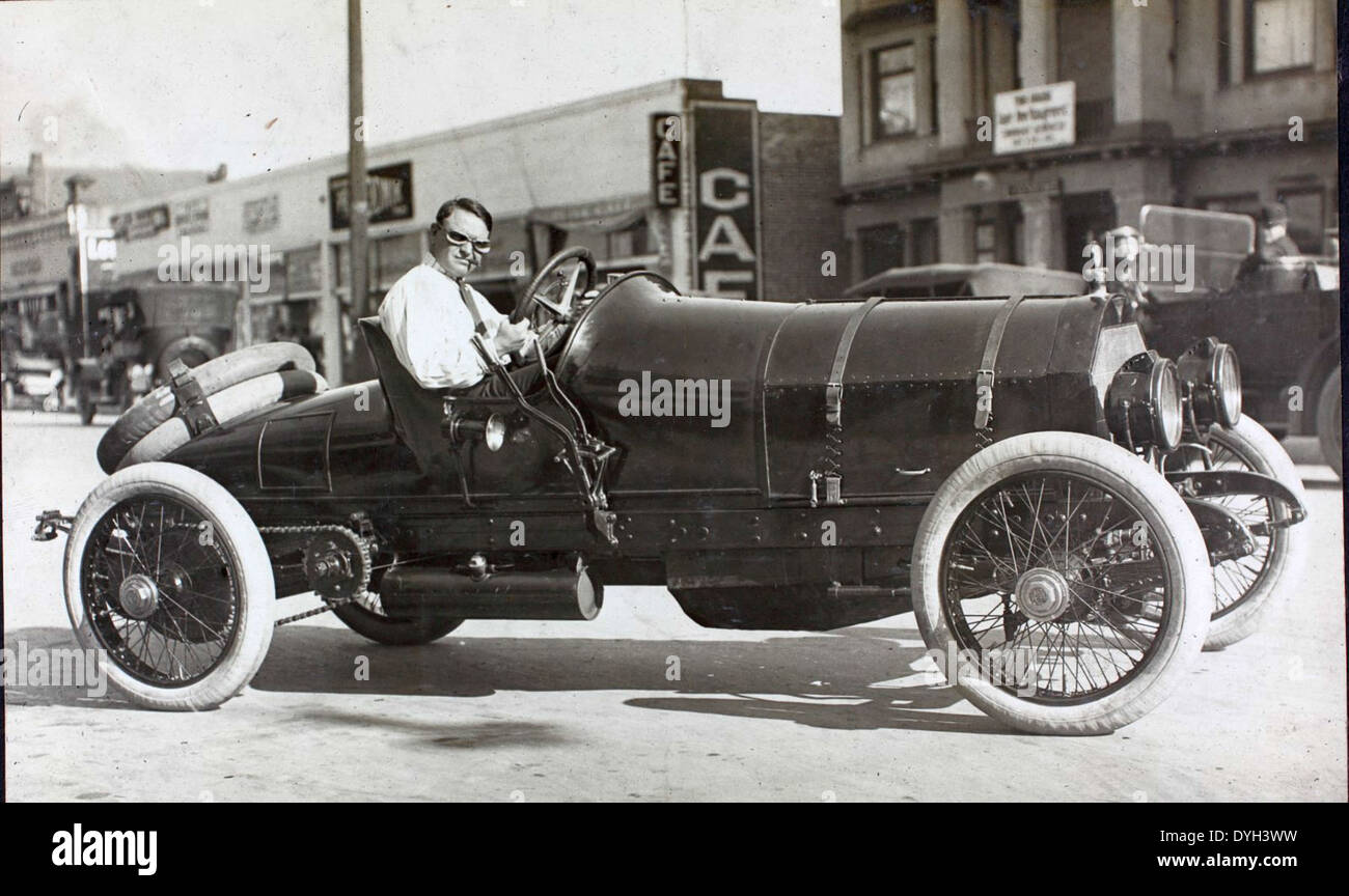 1920s aircraft stunt hi-res stock photography and images - Alamy