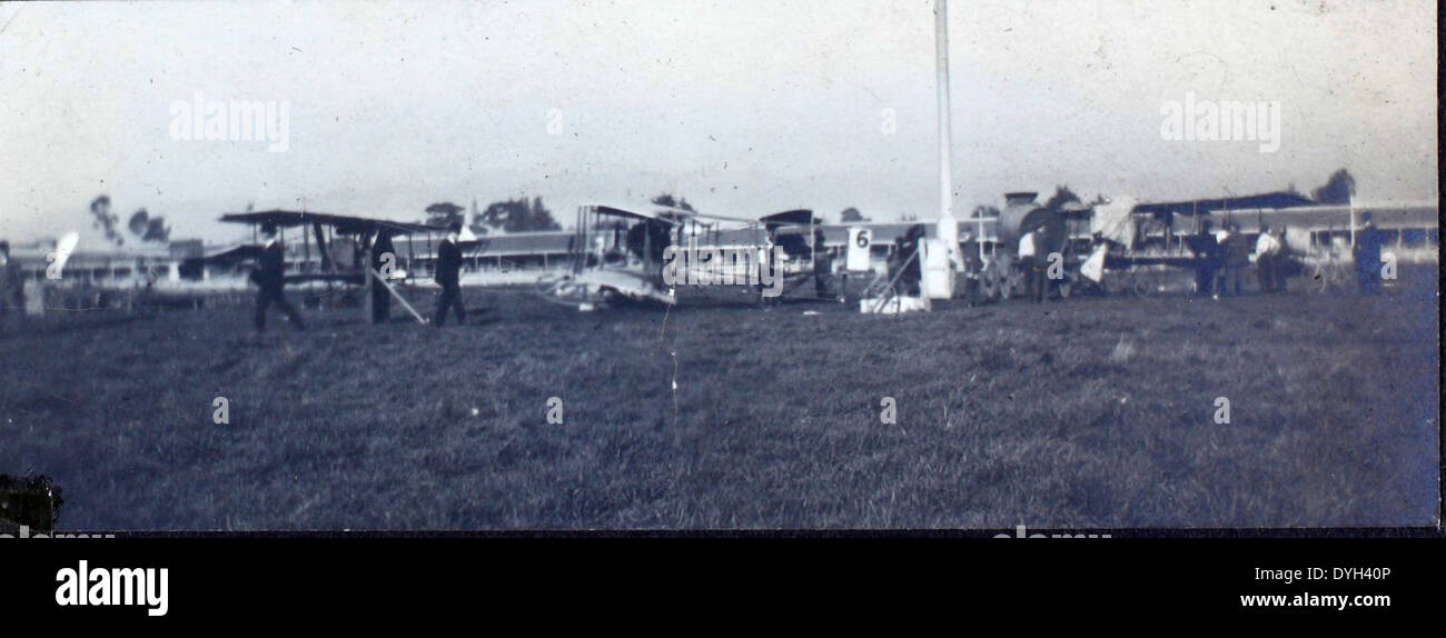 1920s aircraft stunt hi-res stock photography and images - Alamy