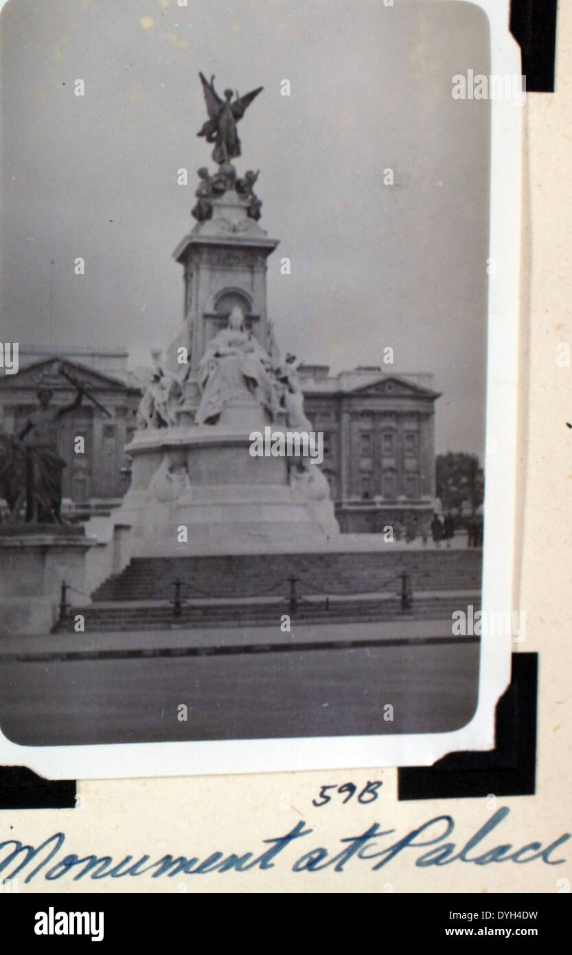 The 352nd Fighter Group, stationed during World War II, flew the P-47 ...