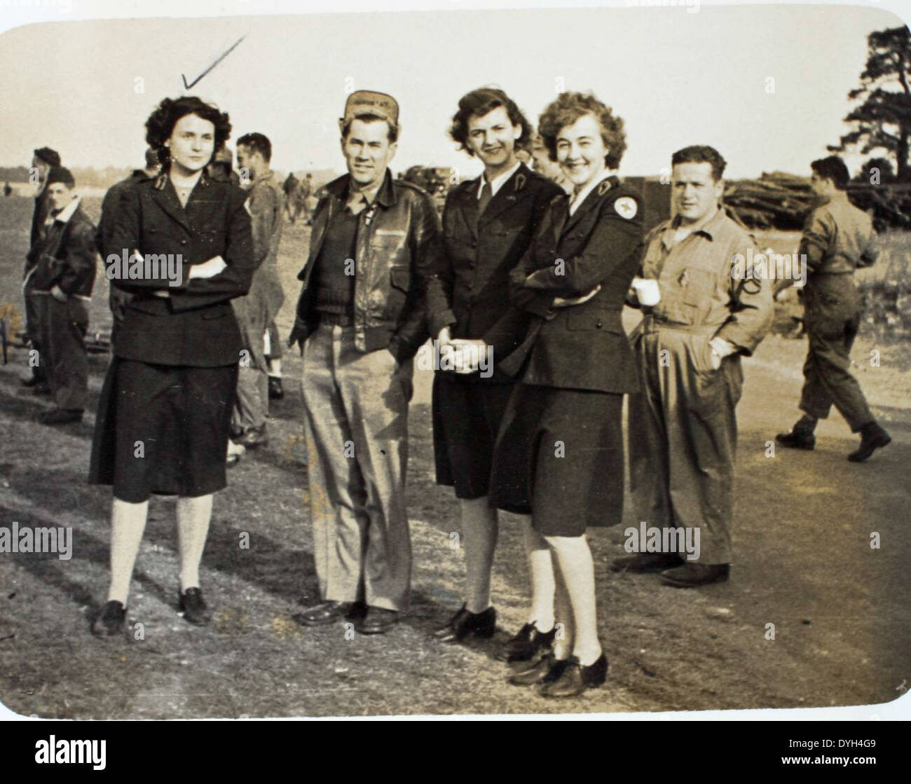 The 352nd Fighter Group, during World War II, flew both the P-47 ...