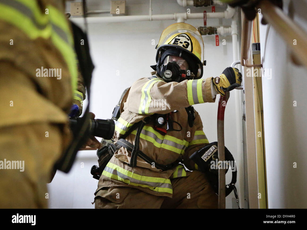 Search And Rescue Techniques High Resolution Stock Photography and ...