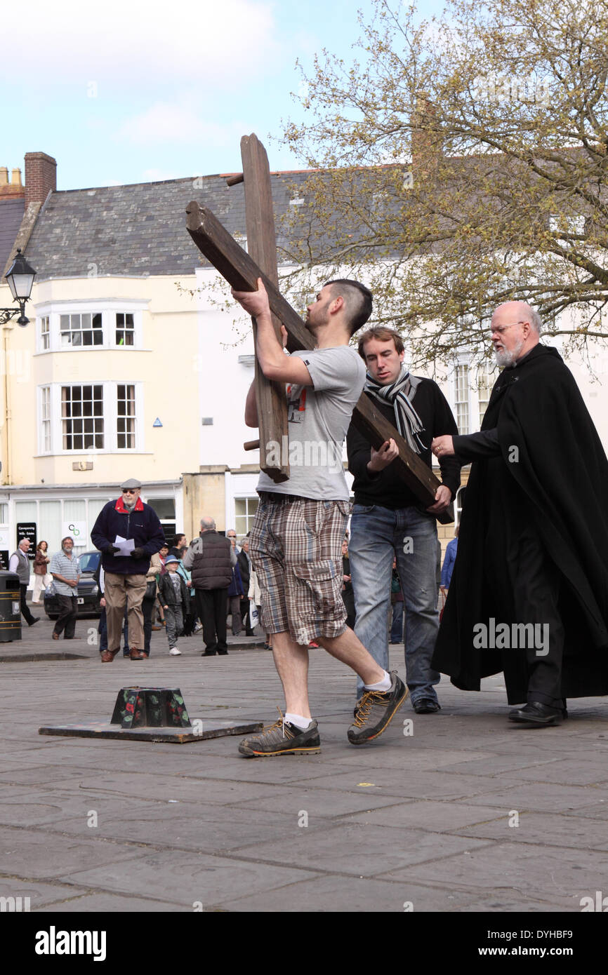 Wells, Somerset, UK. 18th April, 2014. – Easter Good Friday Christians ...