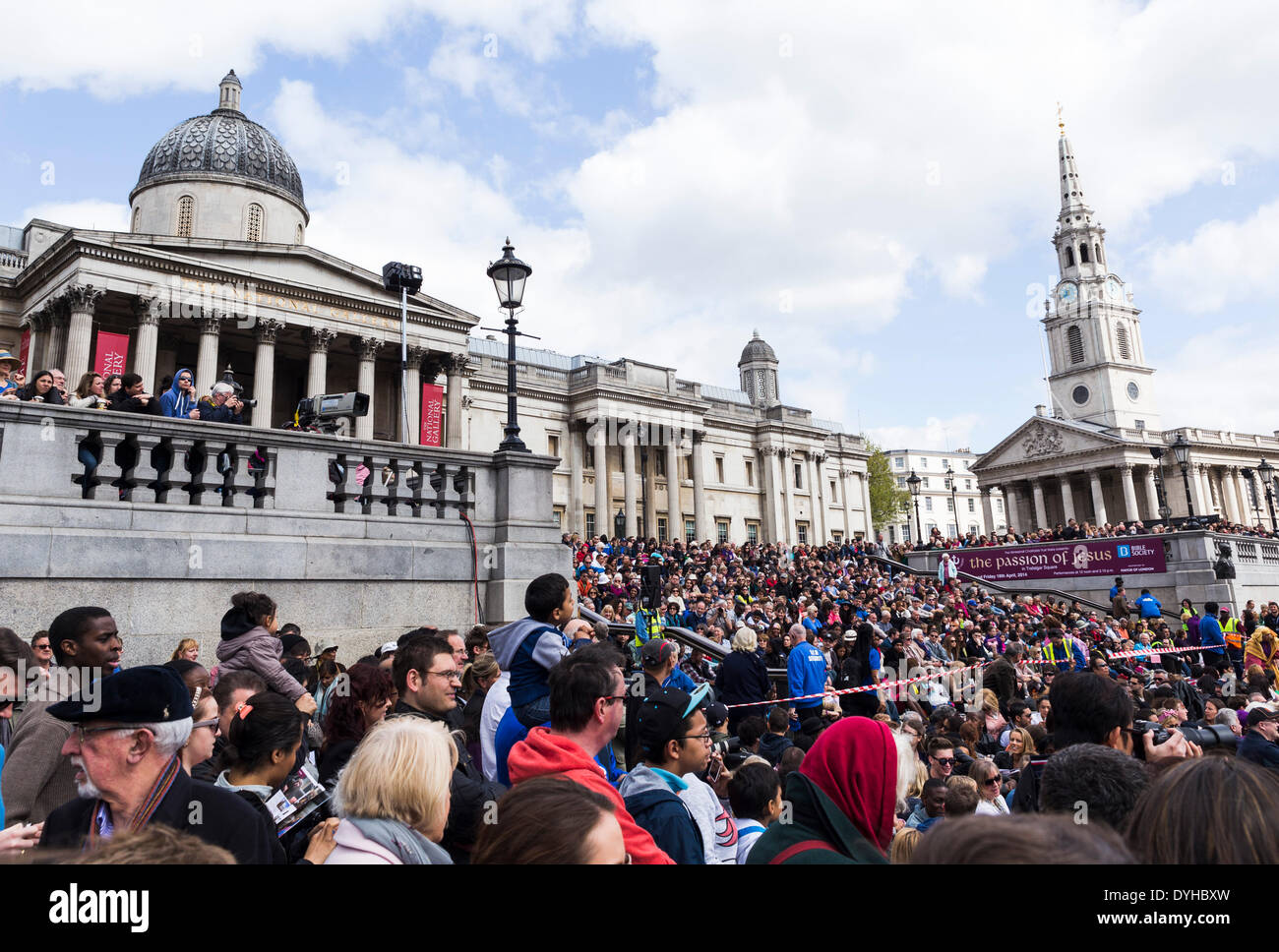 Free performances trafalgar square hi-res stock photography and images ...