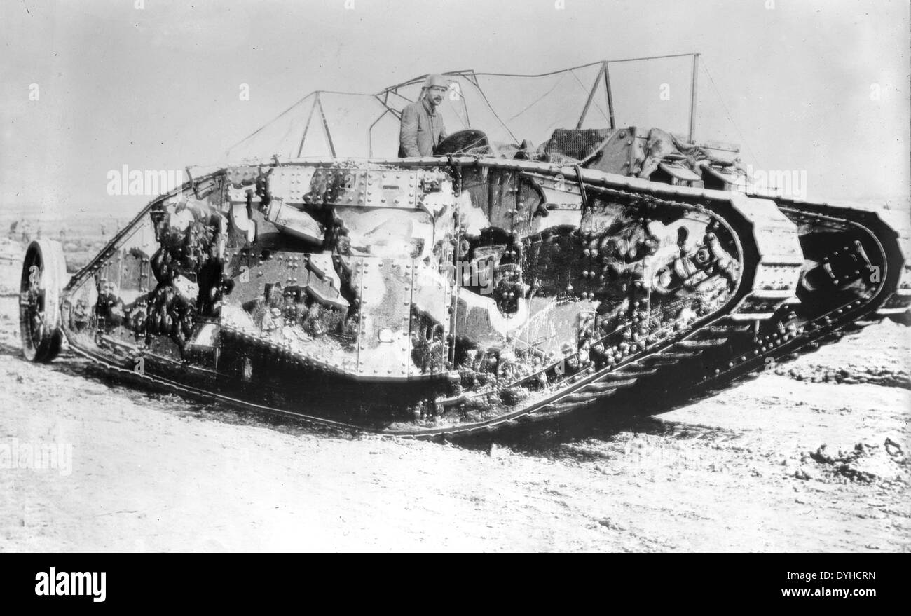 Mark 1 tank hi-res stock photography and images - Alamy